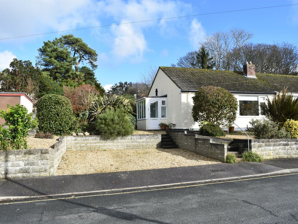 2 Bed Bungalow For Sale In Moresk Close Truro Cornwall Tr1 £299 950