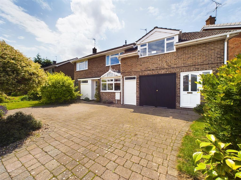 1 bed maisonette to rent in Ingham Grove, Lenton, Nottingham NG7, £900 ...