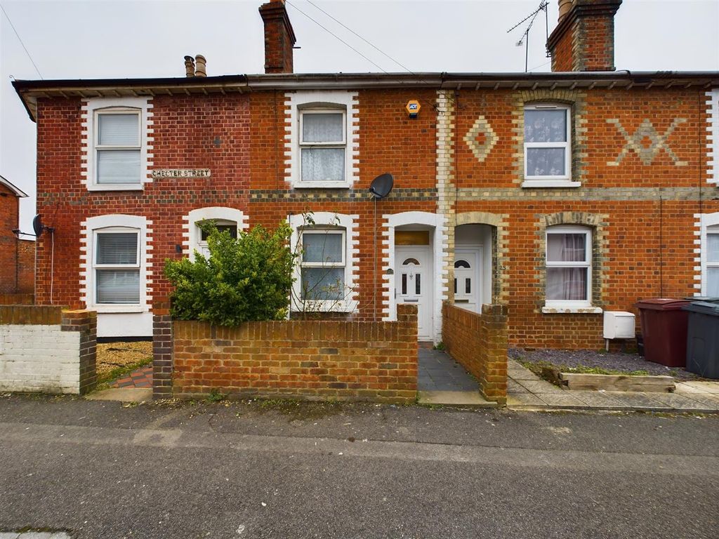 4 bed terraced house for sale in Chester Street, Reading RG30, £315,000 ...