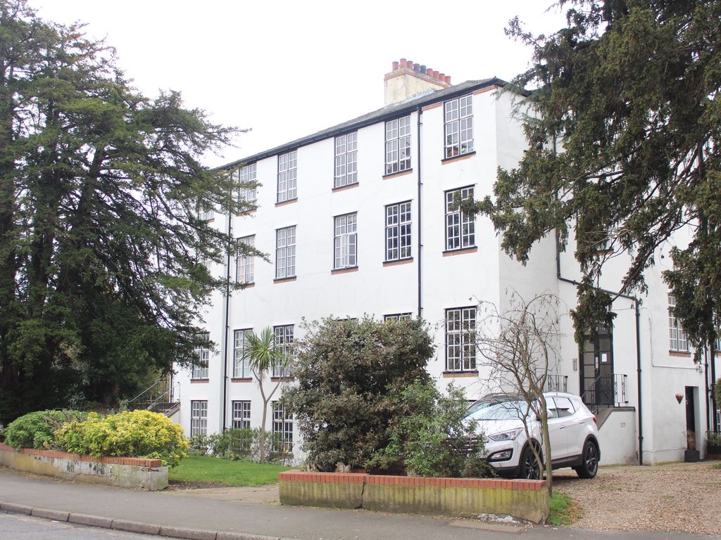 2 bed flat to rent in Berrylands Road, Surbiton KT5, £1,625 pcm - Zoopla