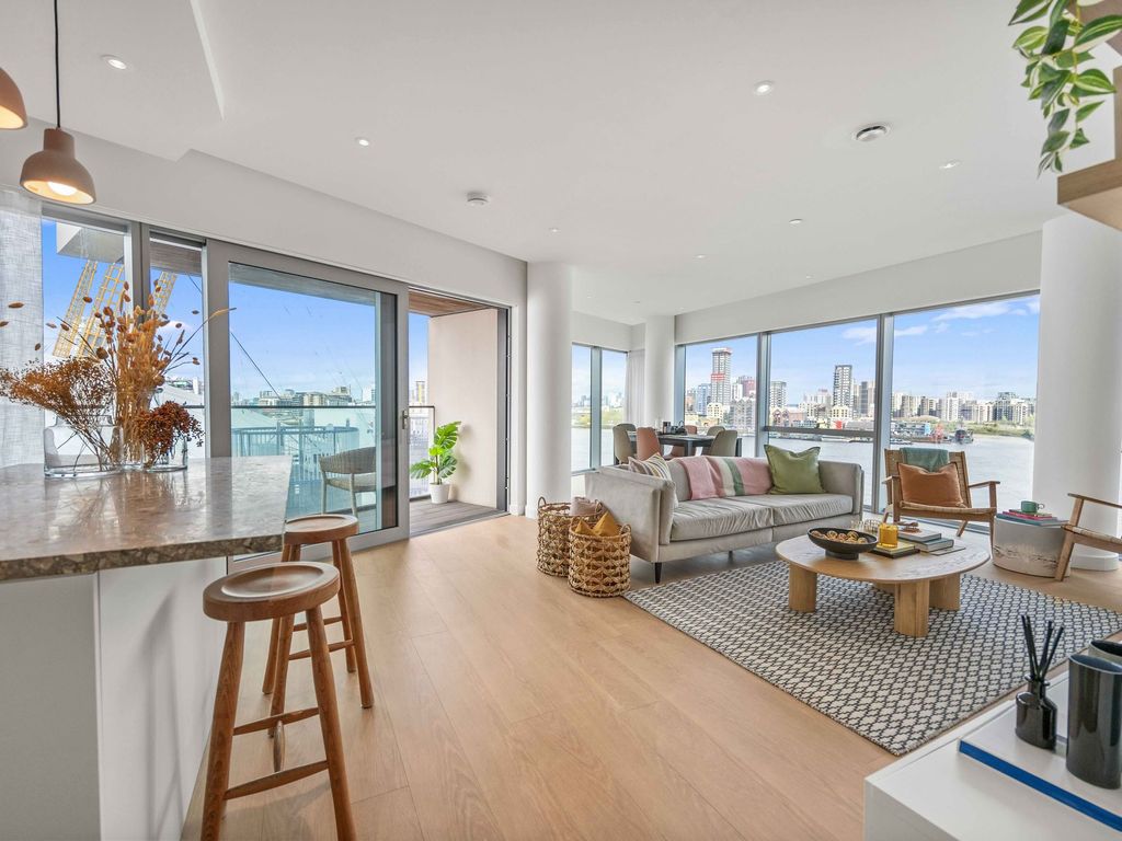 New home, 3 bed flat for sale in Cutter Lane, 18 Cutter Lane SE10, £ ...