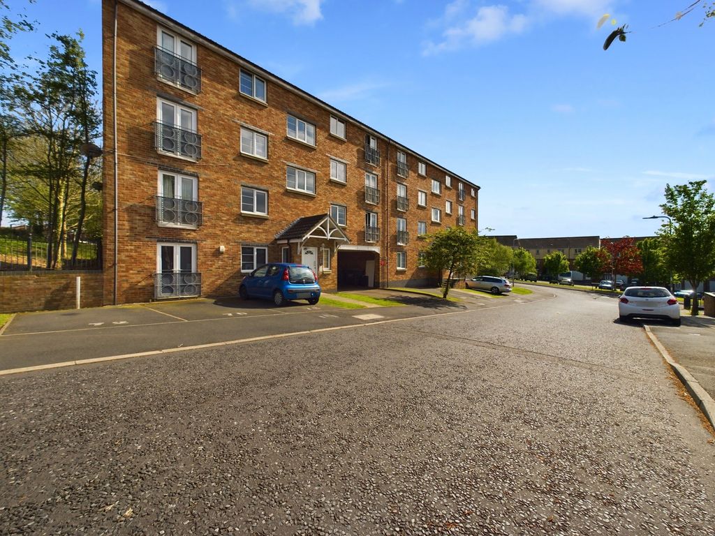 2 Bed Flat For Sale In Windmill Way Village Heights Gateshead Tyne