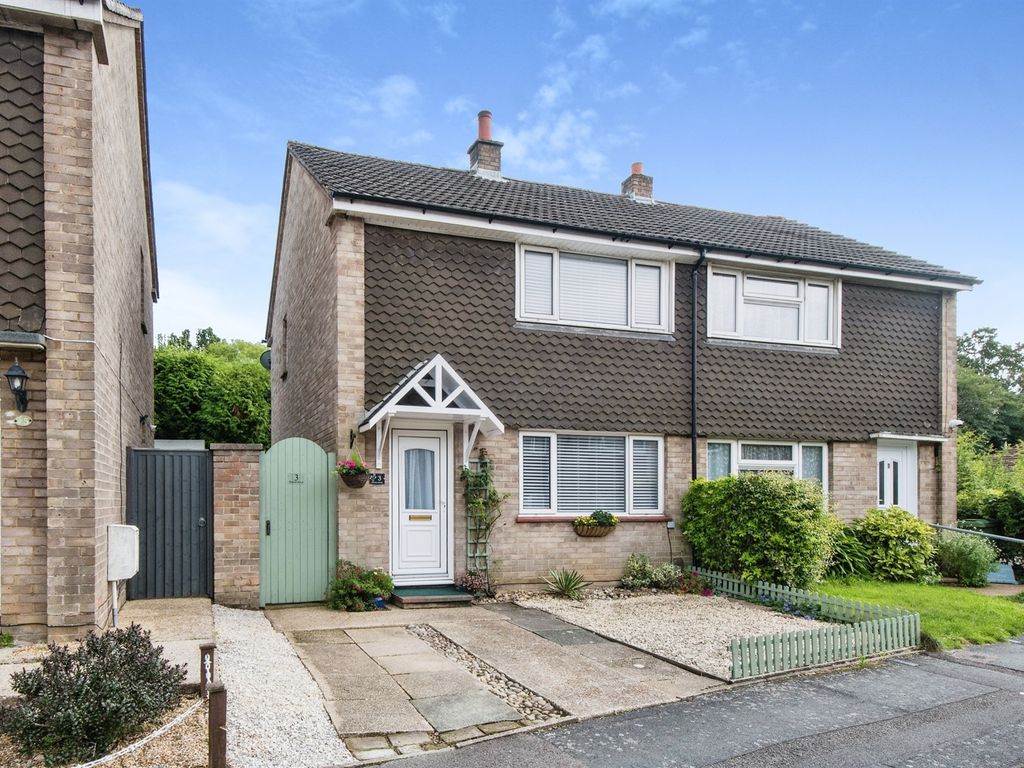 2 bed semi-detached house for sale in Wavell Road, Southampton SO18, £ ...