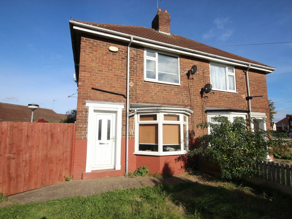 2 bed end terrace house to rent in 12th Avenue, Hull HU6, £625 pcm - Zoopla