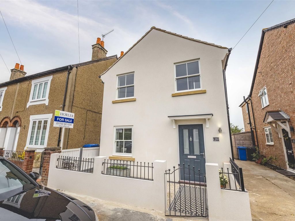 3 Bed Detached House For Sale In Gordon Road Windsor Sl4 £675 000