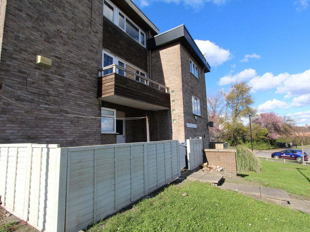 3 bed town house for sale in Bowden Wood Close, Sheffield S9 - Zoopla