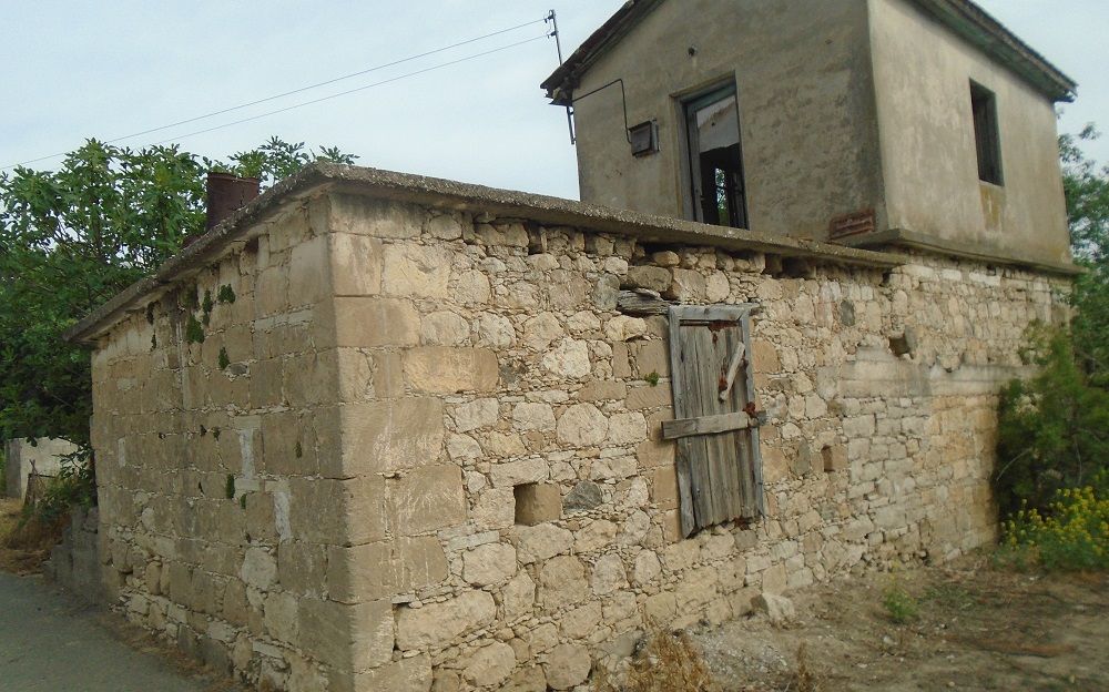 1 bed villa for sale in Giolou, Paphos, Cyprus - Zoopla