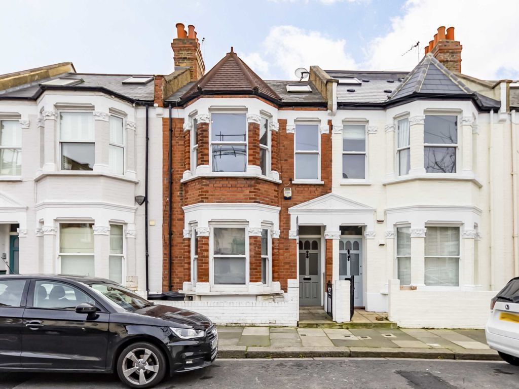 2 bed flat to rent in Mablethorpe Road, Fulham, London SW6, £2,496 pcm ...