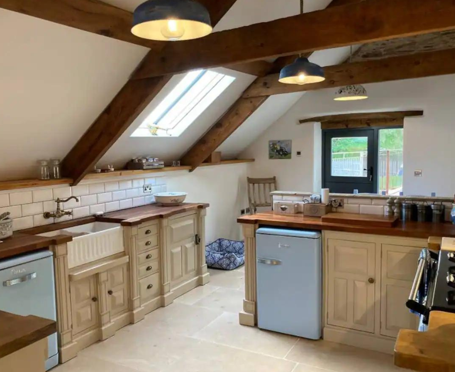1 bed barn conversion to rent in Loddiswell, Kingsbridge TQ7, £1,000 ...