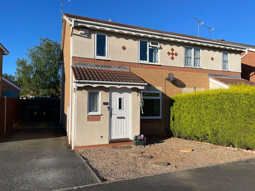 3 bed semi-detached house for sale in Beechcroft, Bedworth CV12, £ ...
