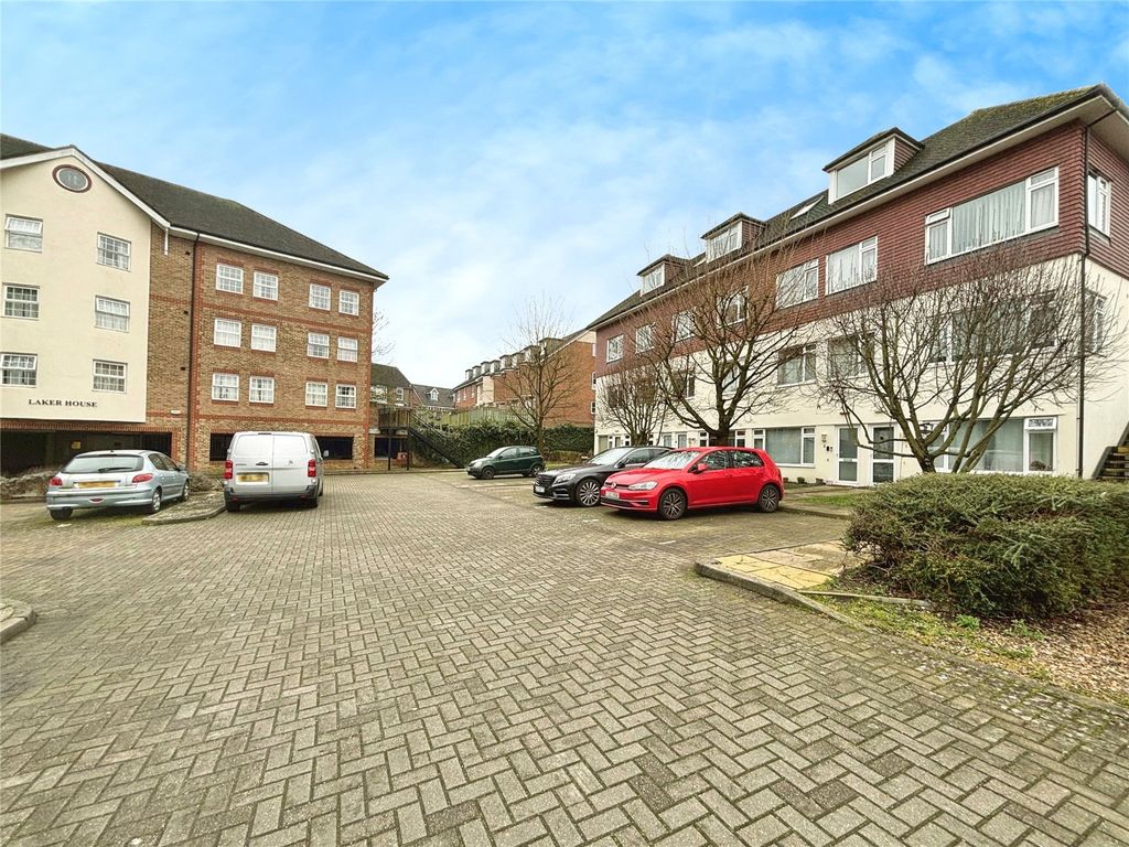 2 bed flat for sale in Canning Street, Maidstone, Kent ME14, £170,000 ...