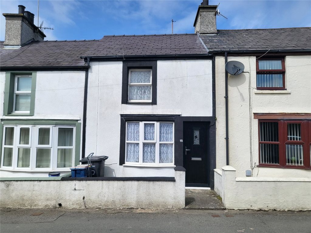 2 bed detached house for sale in Ffordd Y Mynydd, Llanfechell, Amlwch ...
