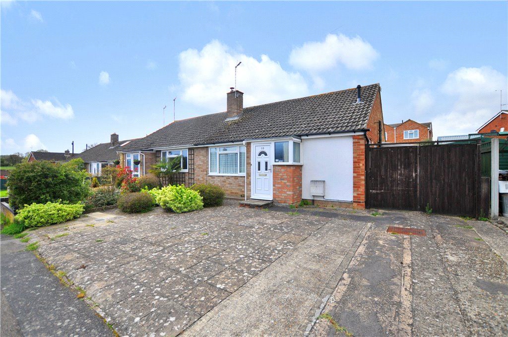 2 Bed Bungalow For Sale In Warburton Avenue Sible Hedingham Halstead