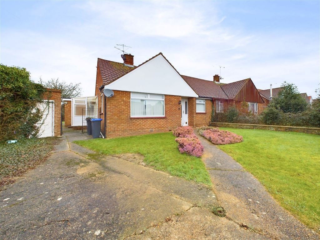 2 Bed Semi Detached Bungalow For Sale In Coniston Road Goring By Sea