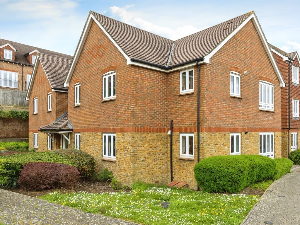 2 bed flat for sale in Running Foxes Lane, Singleton, Ashford TN23, £ ...