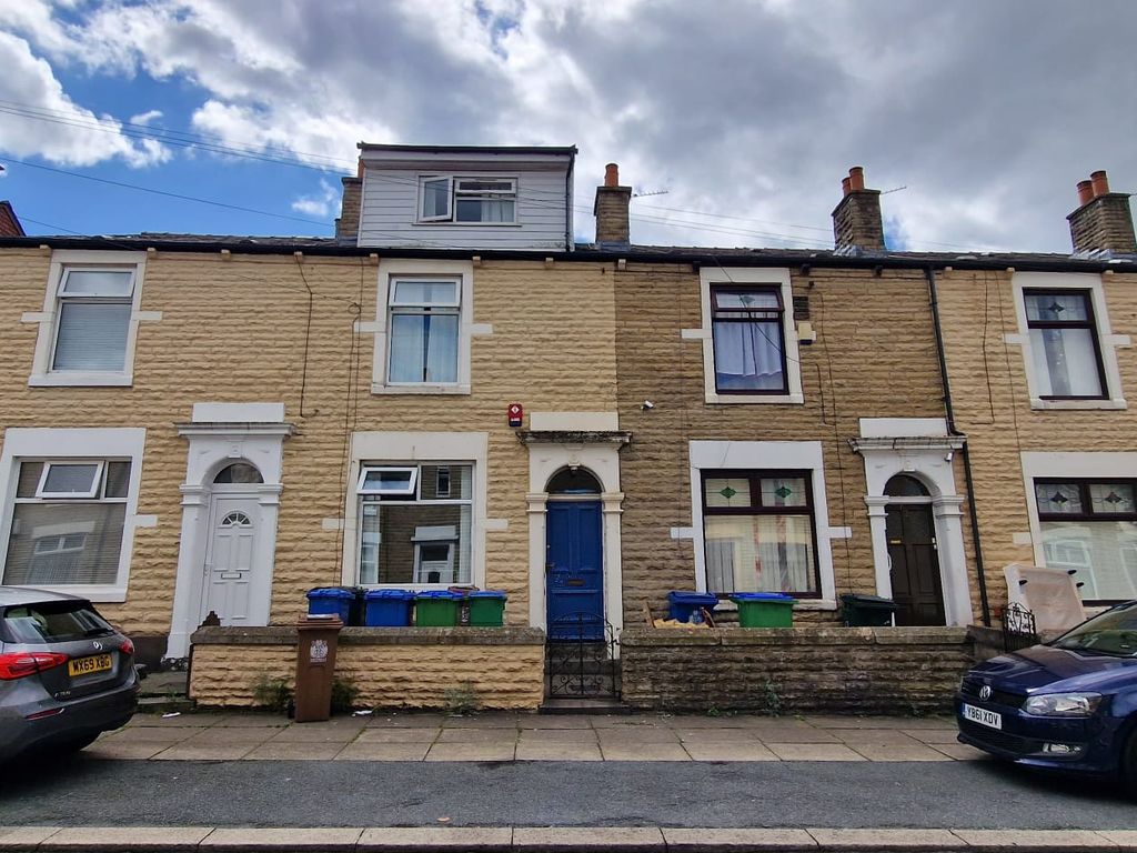 4 bed terraced house for sale in Prince Street, Rochdale OL16 - Zoopla