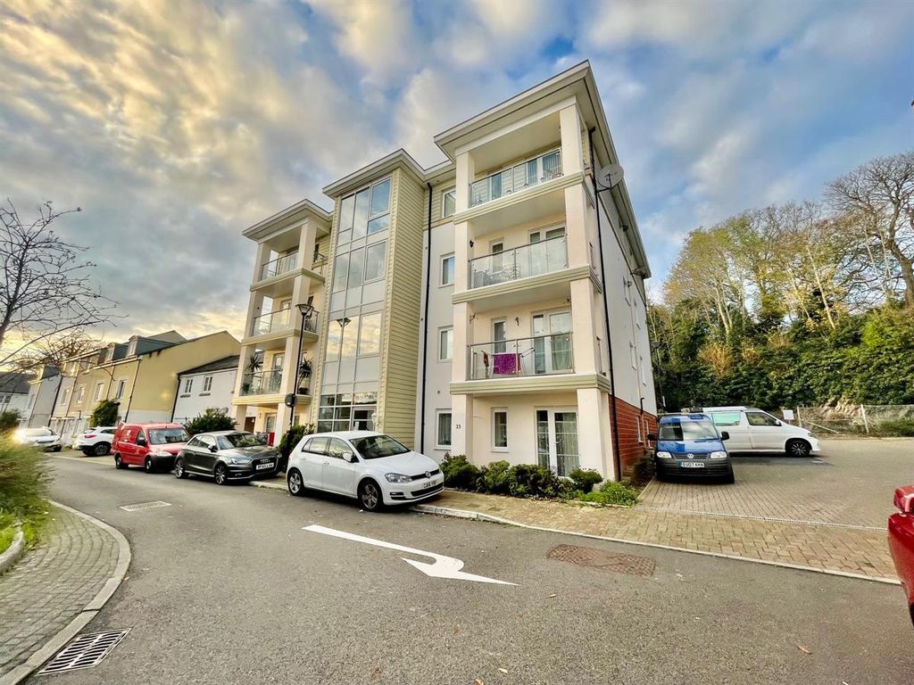 2 bed flat for sale in Ebdon Way, Torquay TQ1 - Zoopla