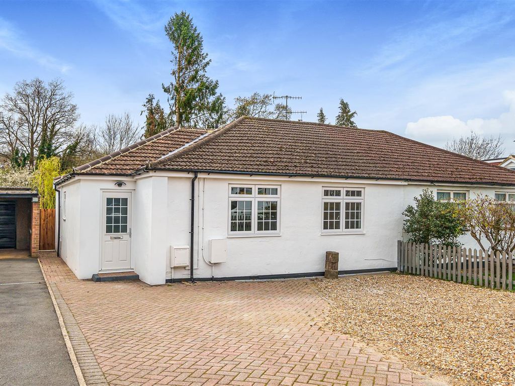 2 Bed Semi Detached Bungalow For Sale In Chiltern Avenue Bushey Wd23