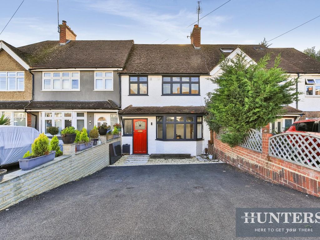 3 bed property for sale in Tartar Road, Cobham KT11 - Zoopla