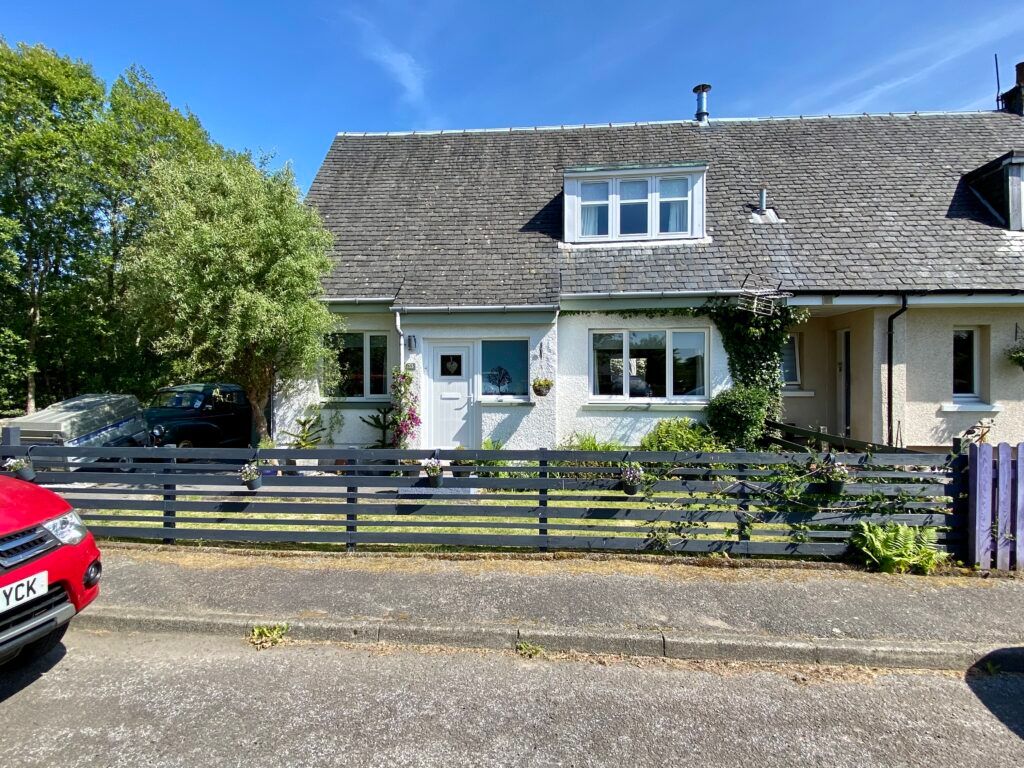 3 bed end terrace house for sale in 33 Cruachan Cottages, Taynuilt, By ...