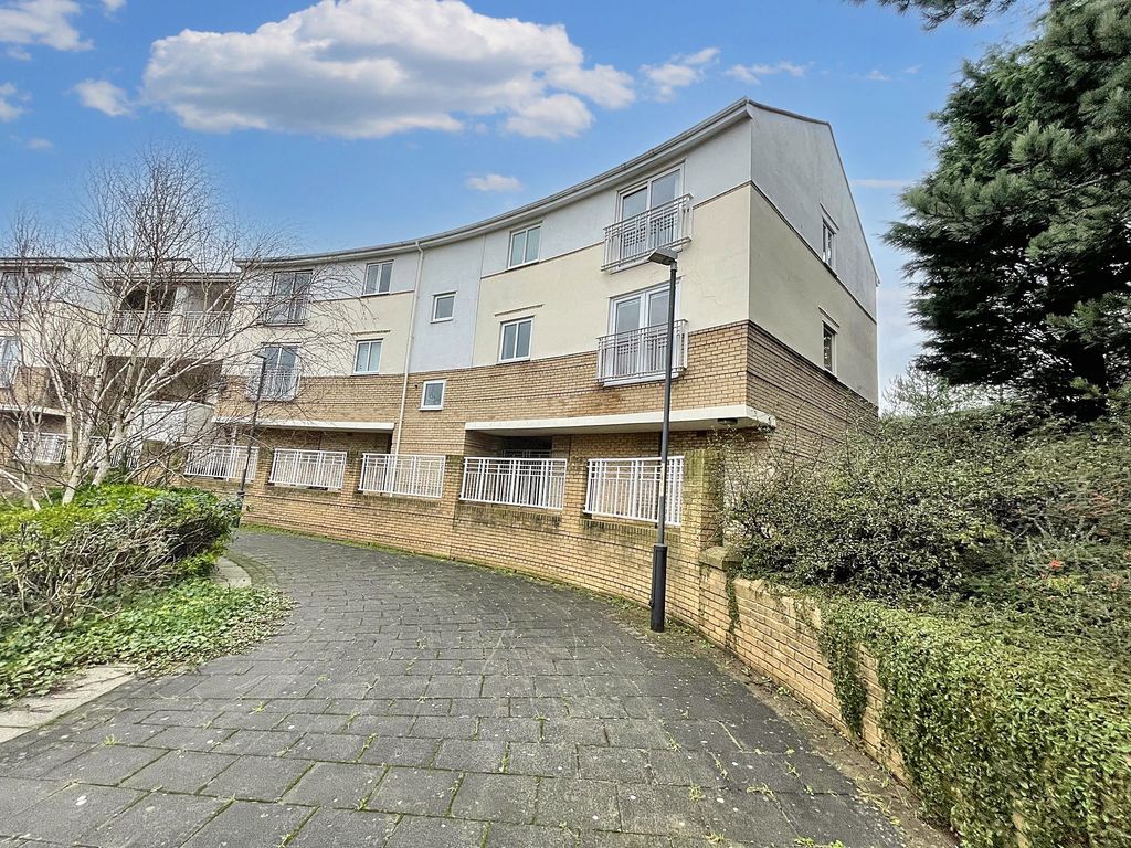 2 bed flat for sale in Broad Landing, South Shields NE33, £140,000 - Zoopla