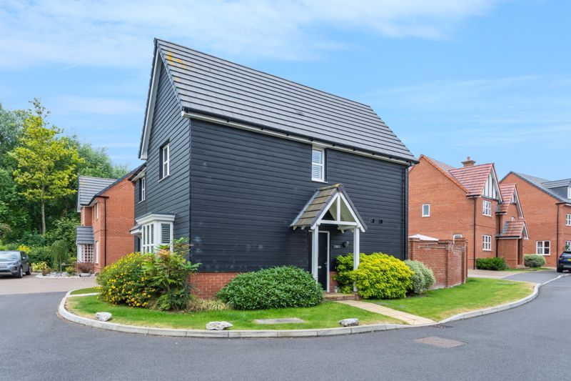 2 bed semi-detached house for sale in Hawthorn Garden, Harwell, Didcot ...