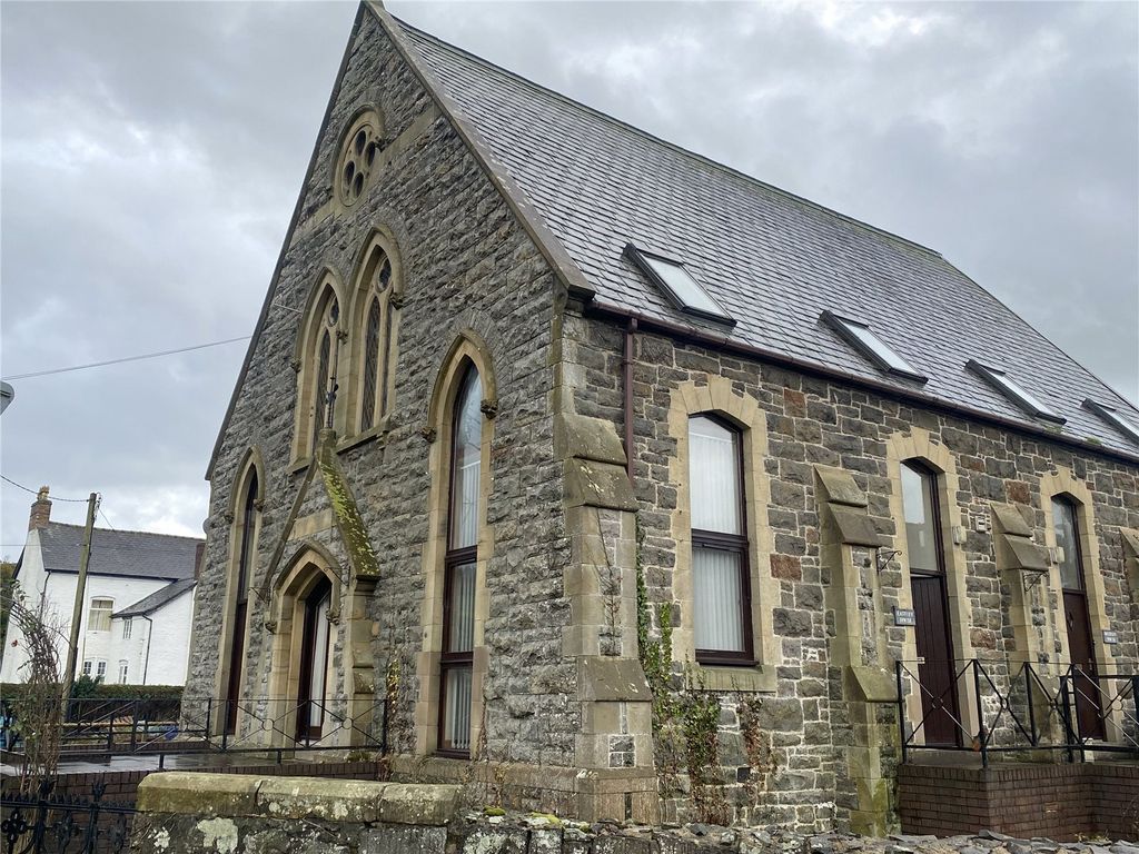 3 bed semi-detached house to rent in Meifod, Powys SY22, £700 pcm - Zoopla