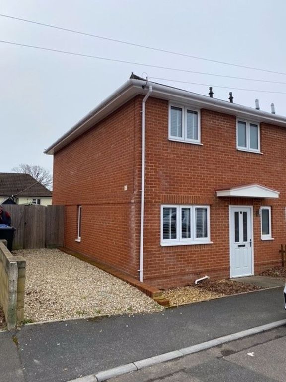 3 bed semi-detached house to rent in Trigon Road, Poole BH15 - Zoopla