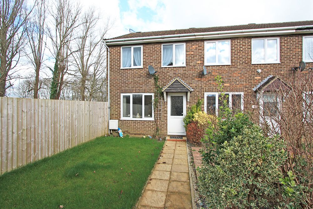 2 Bed End Terrace House For Sale In Sevenfields Highworth Swindon Sn6