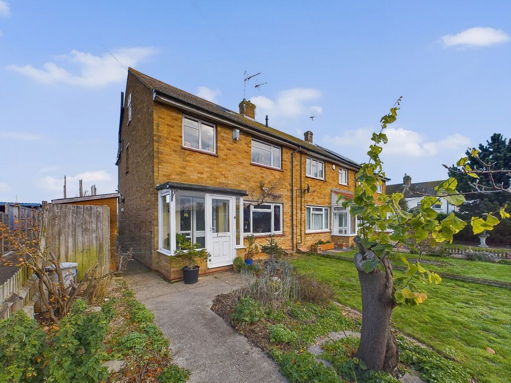 4 bed end terrace house for sale in New Road, Cliffe, Rochester 7 ME3 ...