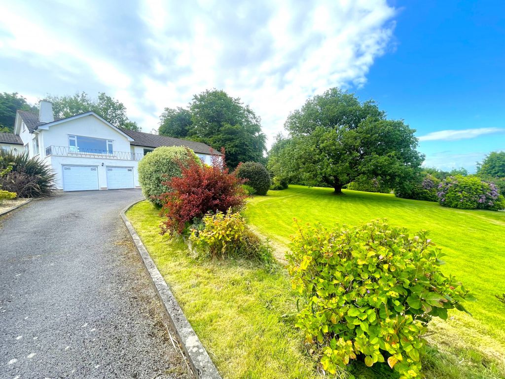 6 bed detached bungalow for sale in Oleander Port Lewigue, Maughold ...