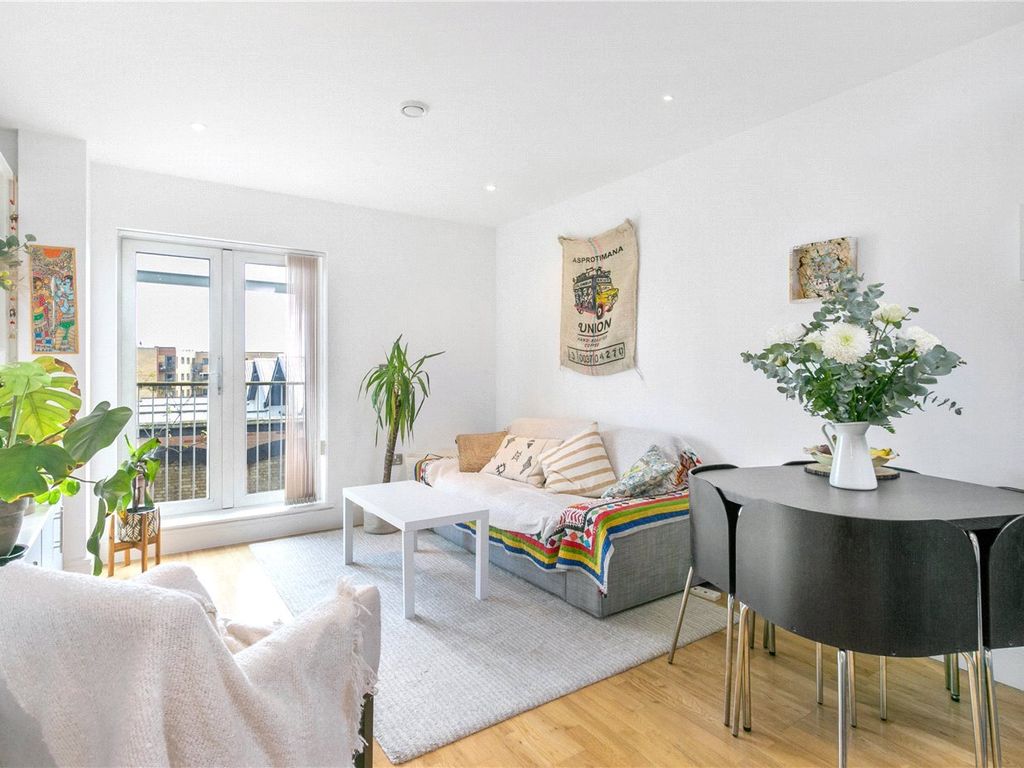 1 bed flat to rent in Hare Marsh, London E2 - Zoopla