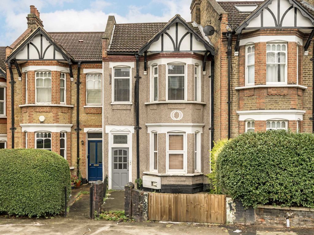 2 bed flat to rent in Ladywell Road, London SE13, £1,900 pcm - Zoopla