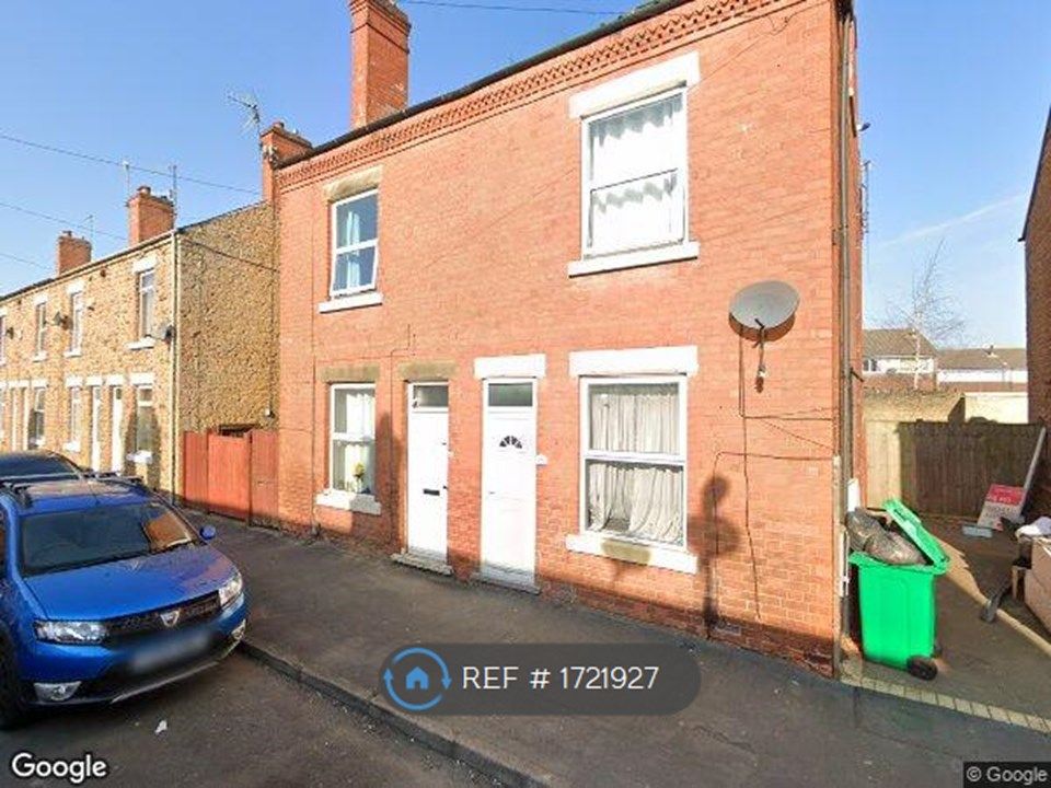 4 bed semi-detached house to rent in Mersey Street, Nottingham NG6 - Zoopla