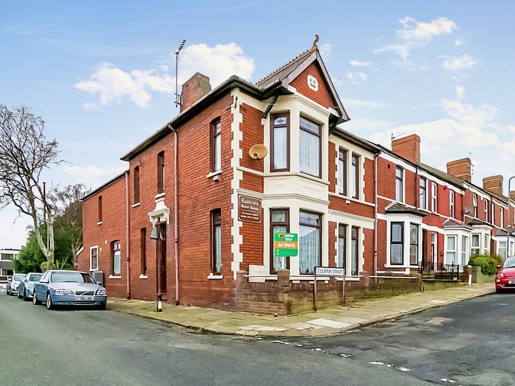 6 bed end terrace house for sale in Clifton Street, Barry CF62 - Zoopla