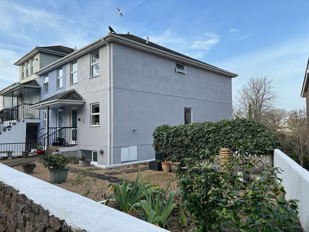 3 Bed End Terrace House For Sale In Lower Woodfield Road Torquay Tq1