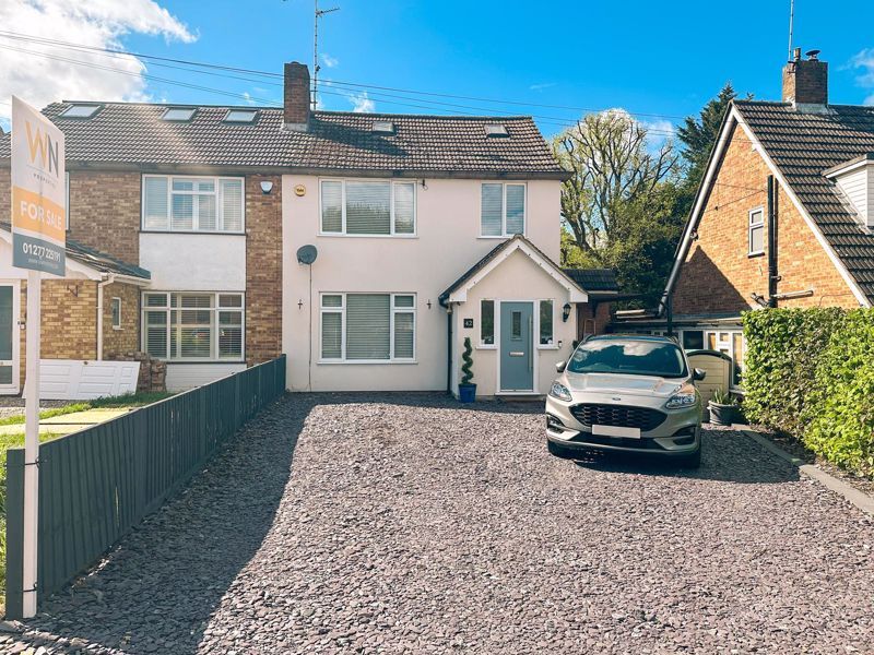 4 Bed Semi Detached House For Sale In Pine Crescent Hutton Brentwood