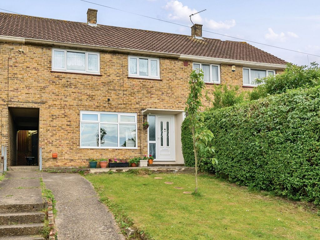 3 bed terraced house for sale in St. Hilda's Way, Gravesend, Kent. DA12, £300,000 - Zoopla