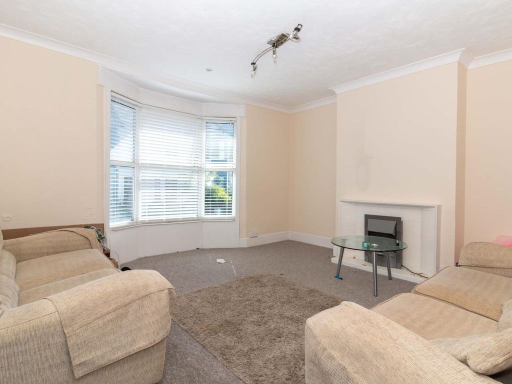 2 bed flat for sale in Montreal Road, Brighton BN2 - Zoopla