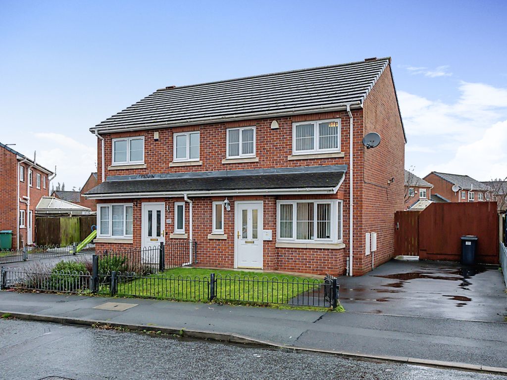 3 Bed Semi Detached House For Sale In Blenheim Close Padgate