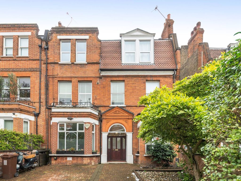 2 bed flat to rent in Arkwright Road, Hampstead, London NW3, £2,059 pcm ...