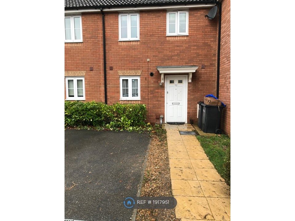 3 bed terraced house to rent in Gregory Gardens, Northampton NN3, £ ...