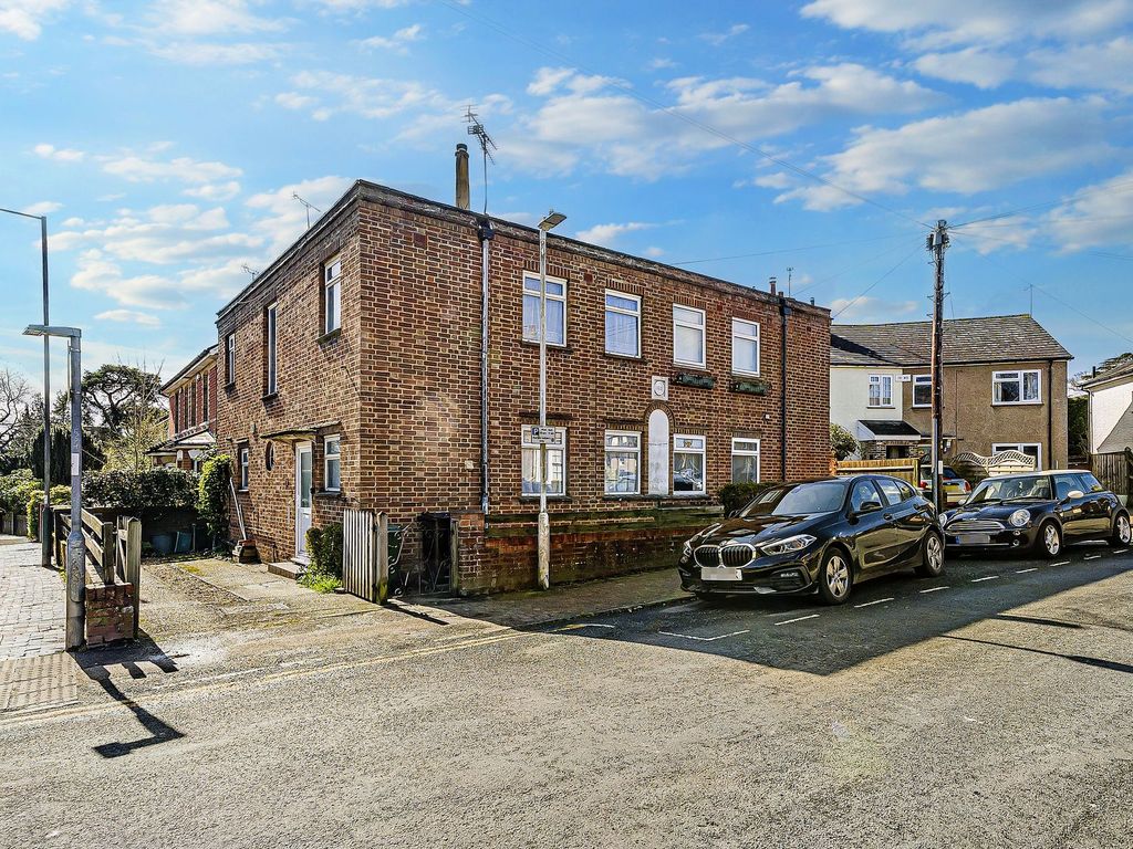 3 Bed Semi Detached House For Sale In Cromwell Road Tunbridge Wells