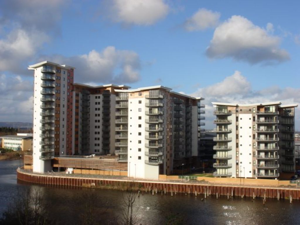 2 bed flat to rent in Victoria Wharf, Watkiss Way, Cardiff CF11 - Zoopla