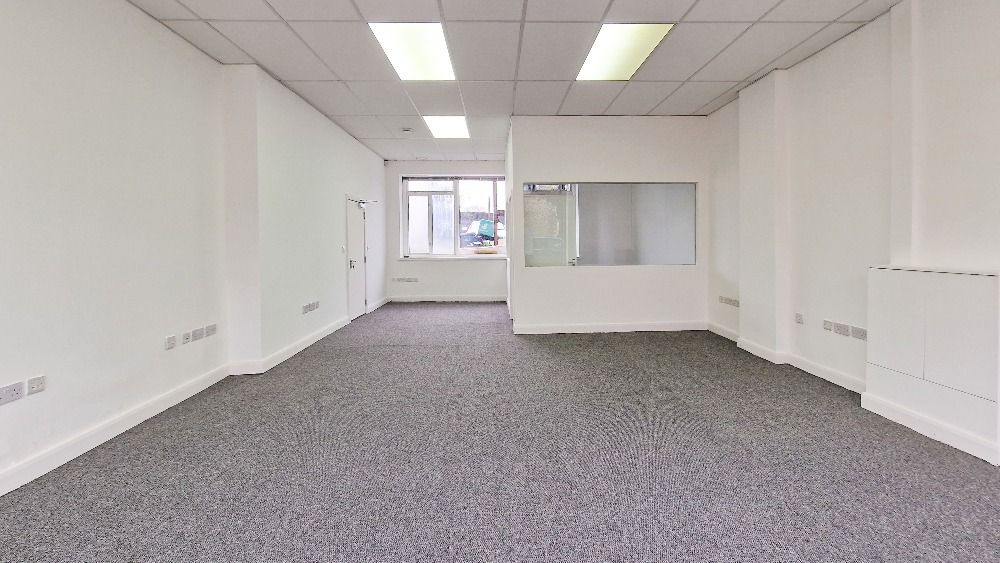 Retail premises to let in Station Road, Edgware, Greater London HA8, £ ...