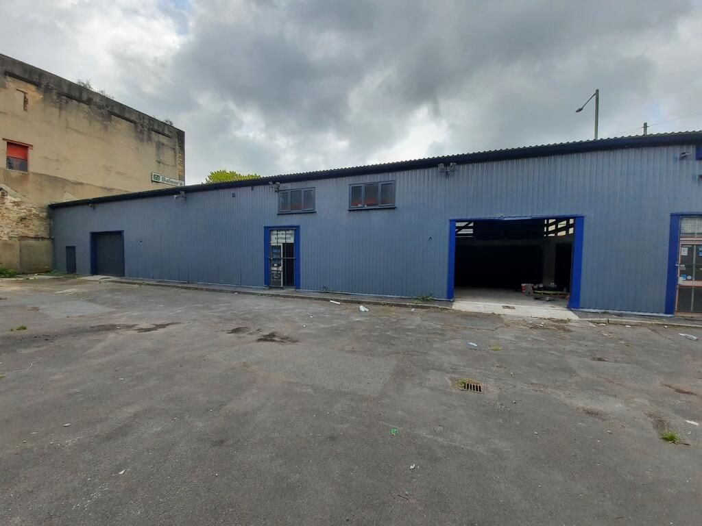 Industrial to let in Thorneybank Mill, Nelson Square, Burnley BB11, Non ...