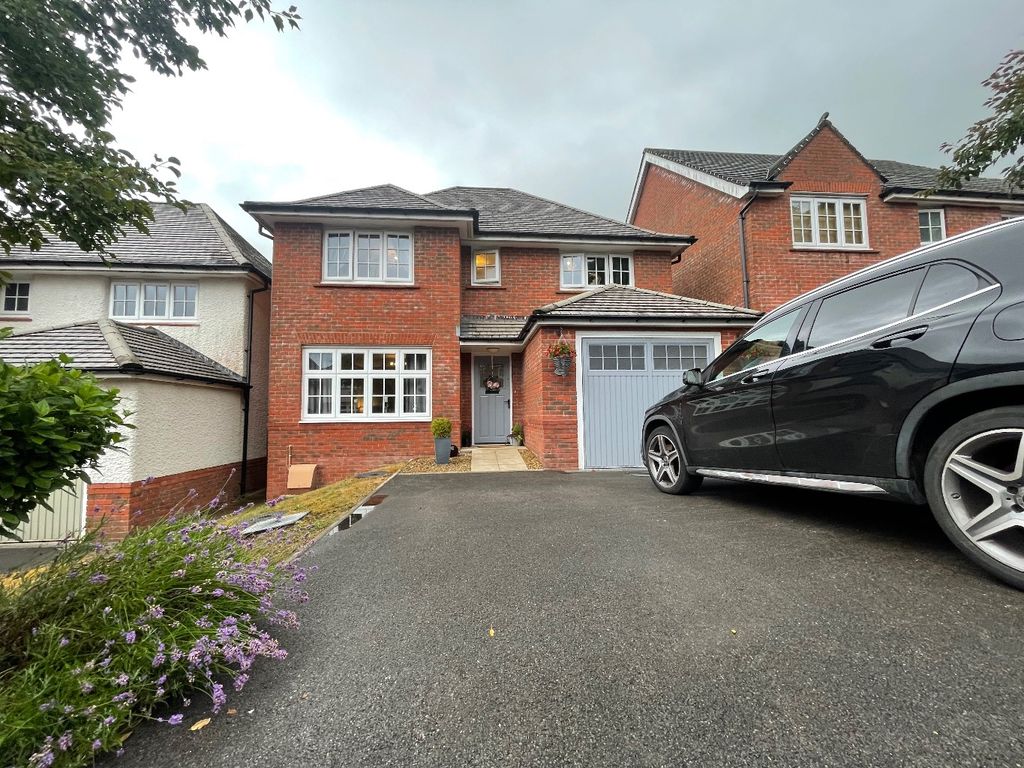 4 bed detached house for sale in Bryn Morgrug, Alltwen, Pontardawe ...