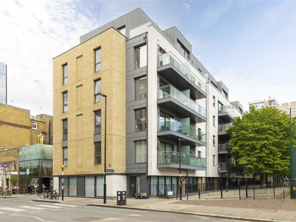 2 bed flat for sale in Paton Street, London EC1V, £775,000 - Zoopla