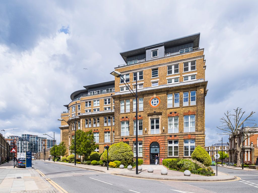 2 bed flat for sale in Building 22, Royal Arsenal SE18 - Zoopla