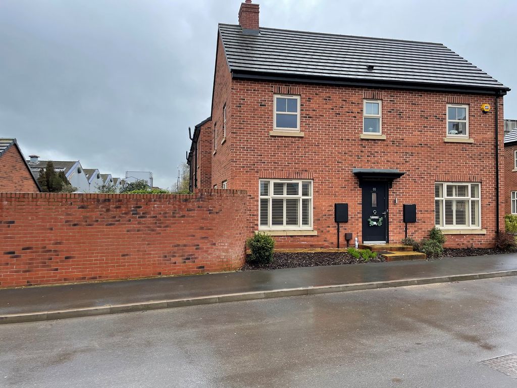 4 Bed Detached House For Sale In Henson Close Whetstone Leicester Le8